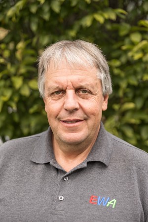 Kontakt & Öffnungszeiten